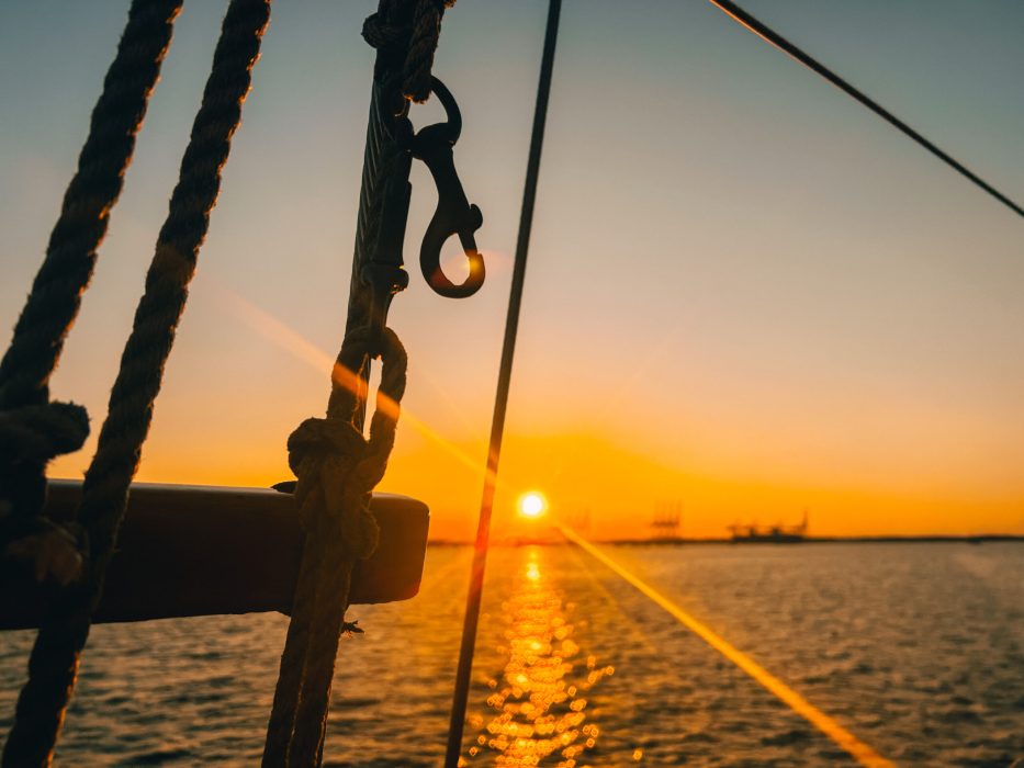 Sunset Cruise Norfolk VA | American Rover Sailing Cruises