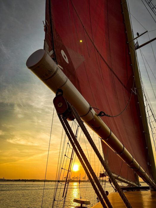 About | American Rover Sailing Cruises, Virginia